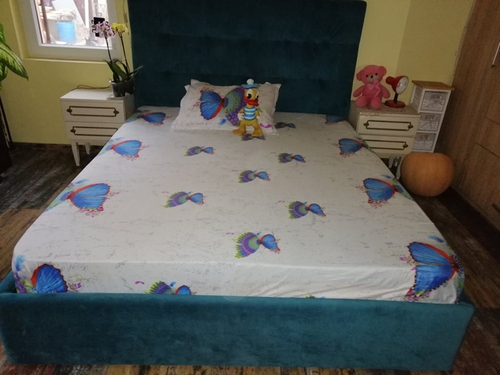 Pat tapitat Terano, material textil, somiera rabatabila inclusa ...