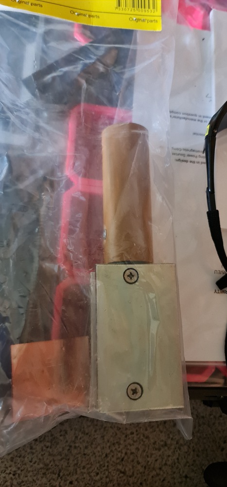 Cleste de masa magnetic 400A Esab - eMAG.ro