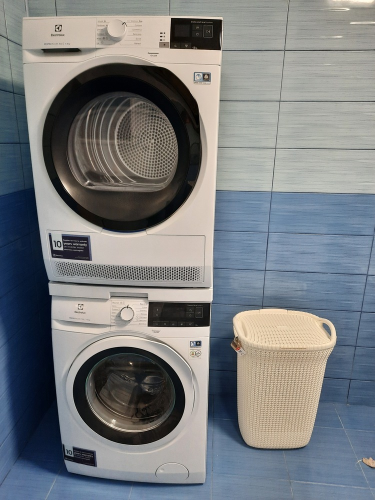 Kit AEG universal pentru suprapunere uscator si masina de spalat rufe ...