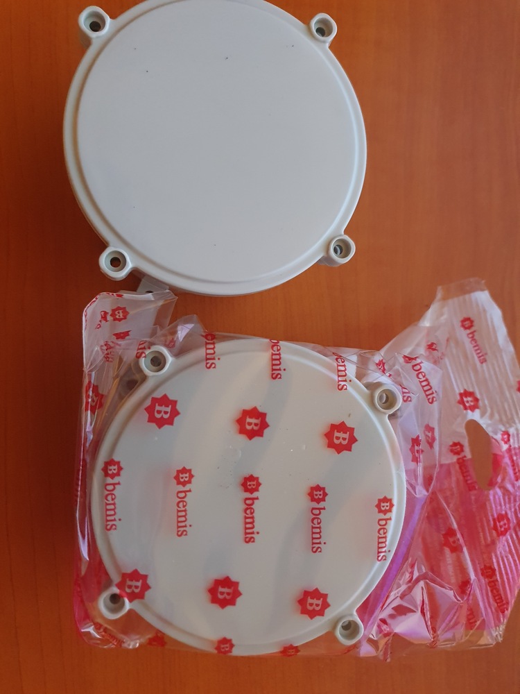 Doza derivatie Bemis BB2-1431-0006, zidarie, capac rotund cu suruburi ...