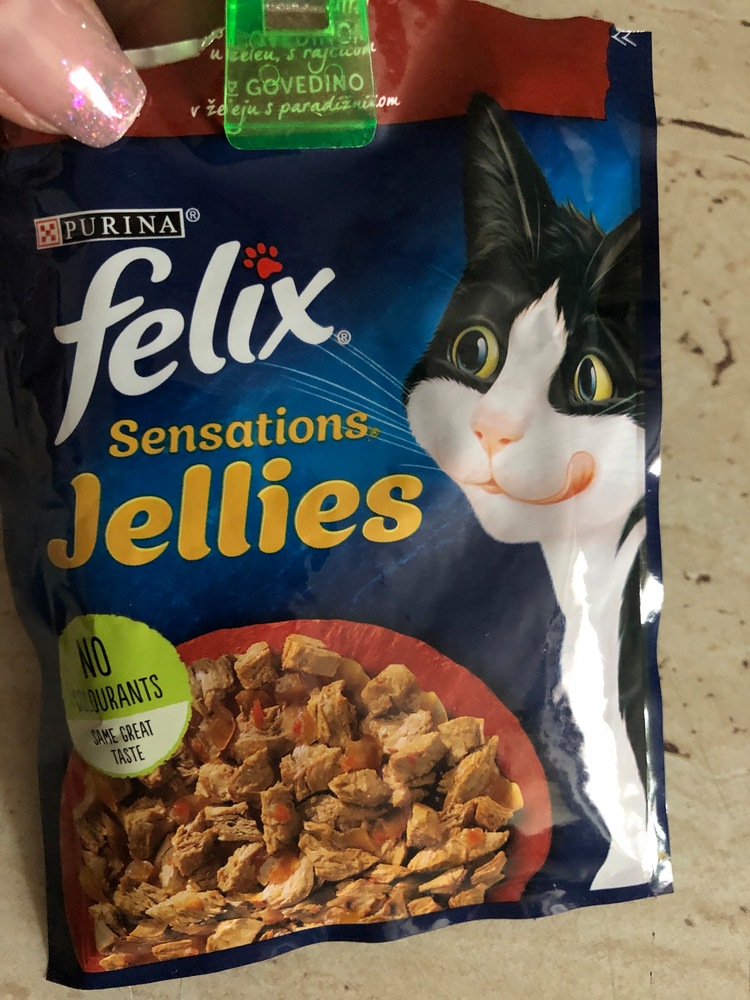 Hrana umeda pentru pisici Felix Fantastic Somon, Peste Cambula in Aspic ...