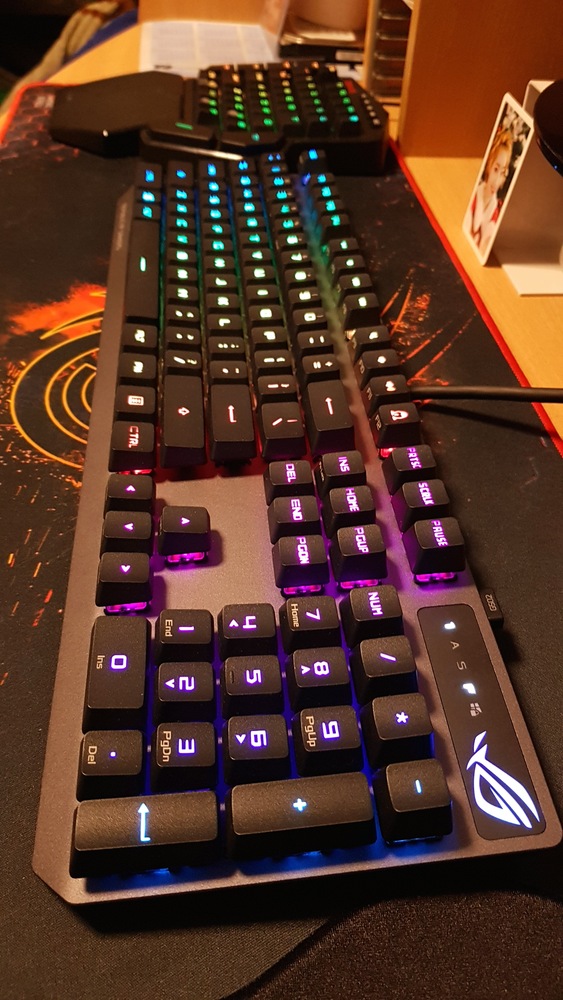 Tastatura mecanica gaming Asus ROG STRIX SCOPE, RX switches PBT, Aura ...