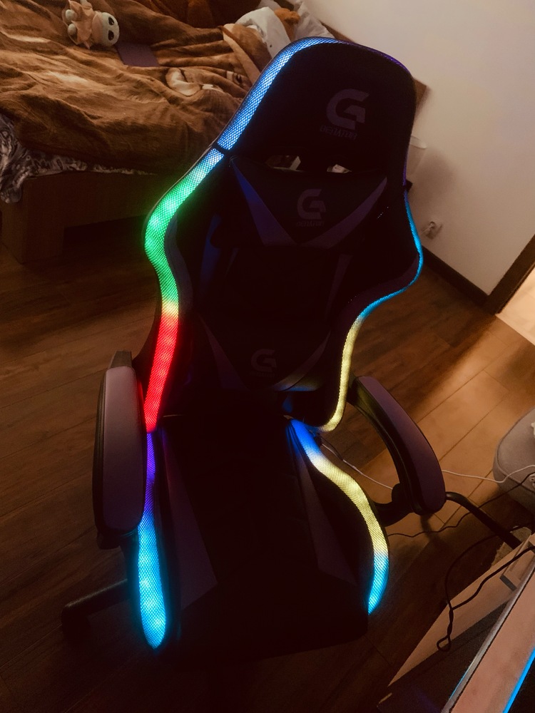 Scaun gaming, sistem iluminare banda LED-RGB, masaj in perna lombara ...