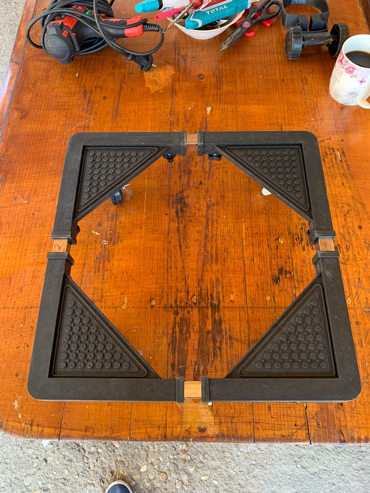 Suport aragaz, cu roti si dimensiune reglabila - eMAG.ro