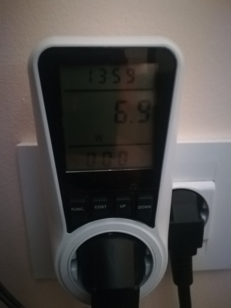 Priza cu Contor de Energie, Display Luminat LCD, Monitorizare Consum ...