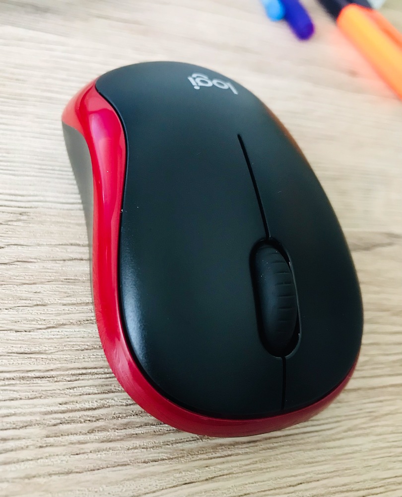 Mouse Logitech M185, USB, Rosu - eMAG.ro