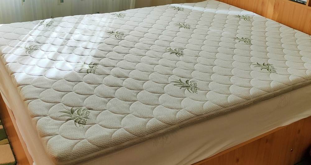 Topper Smart Spuma 5 cm cu Husa Aloe Vera Detasabila 160x200 - eMAG.ro