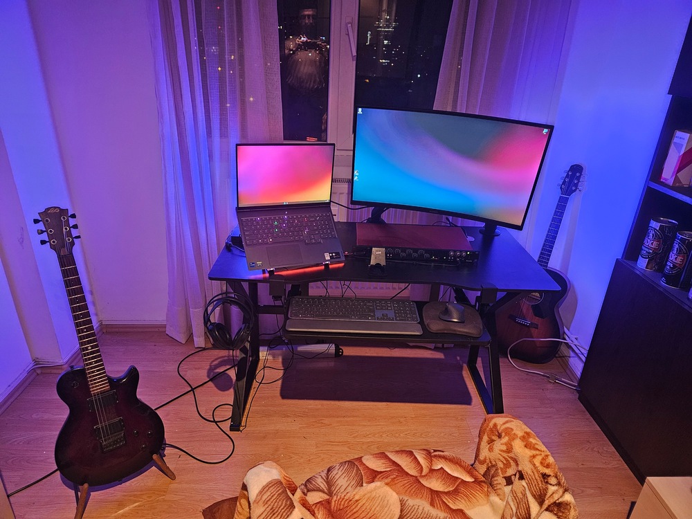 Birou Gaming, Rebiko, 120 x 60 x 74 cm, Cadru Otel, MDF, Negru - eMAG.ro