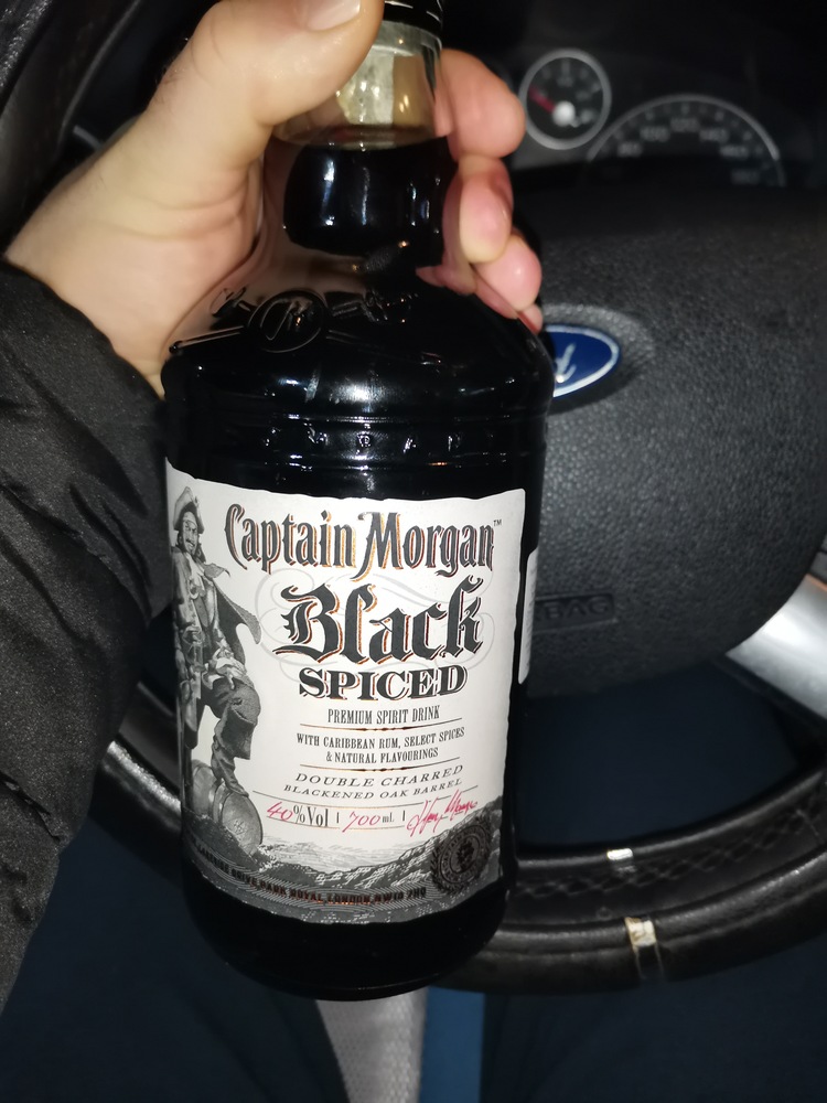 Rom Captain Morgan Black Spiced, 40%, 0.7l - eMAG.ro