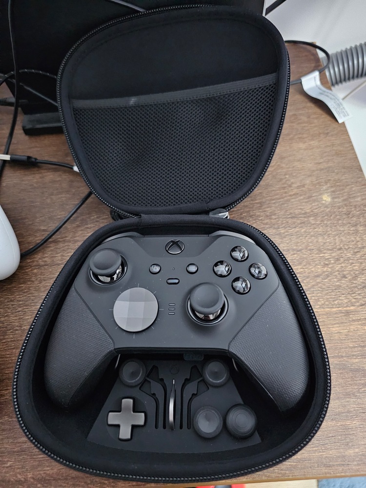 Controller Wireless Microsoft Xbox Elite Series 2, White - eMAG.ro