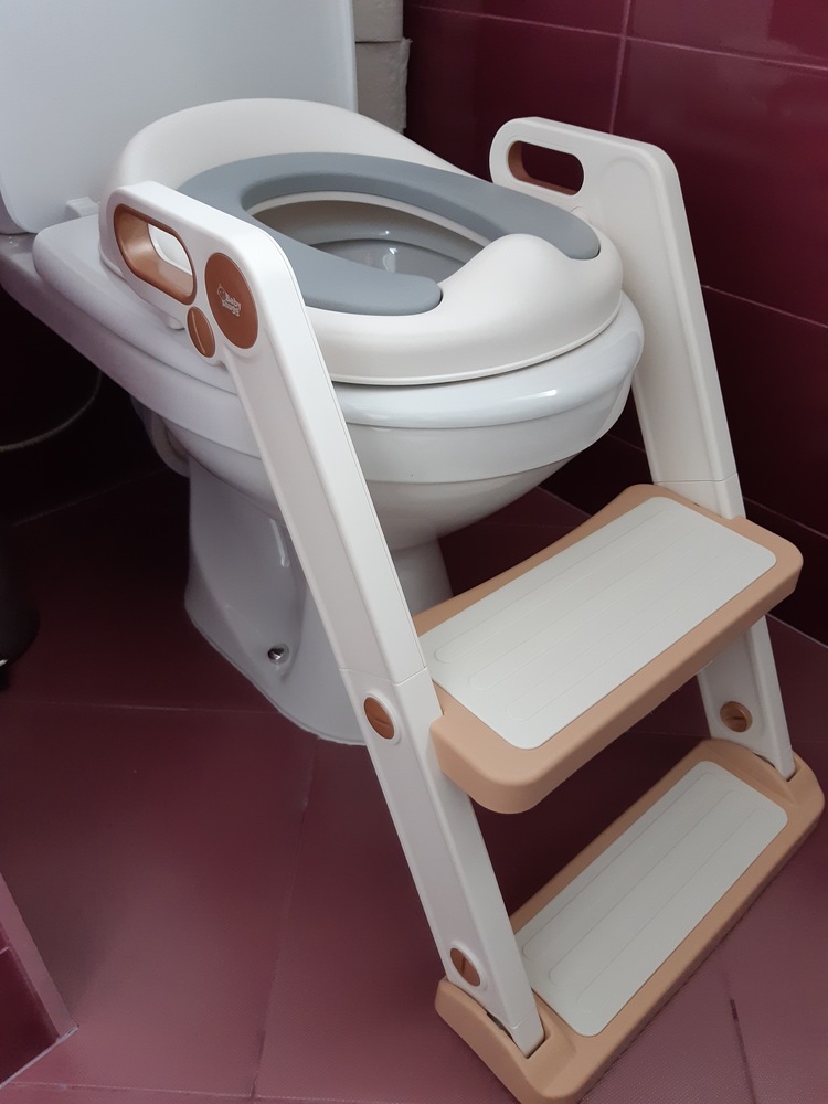 Reductor wc copii cu scarita - potrivit si toaletelor patrate ...