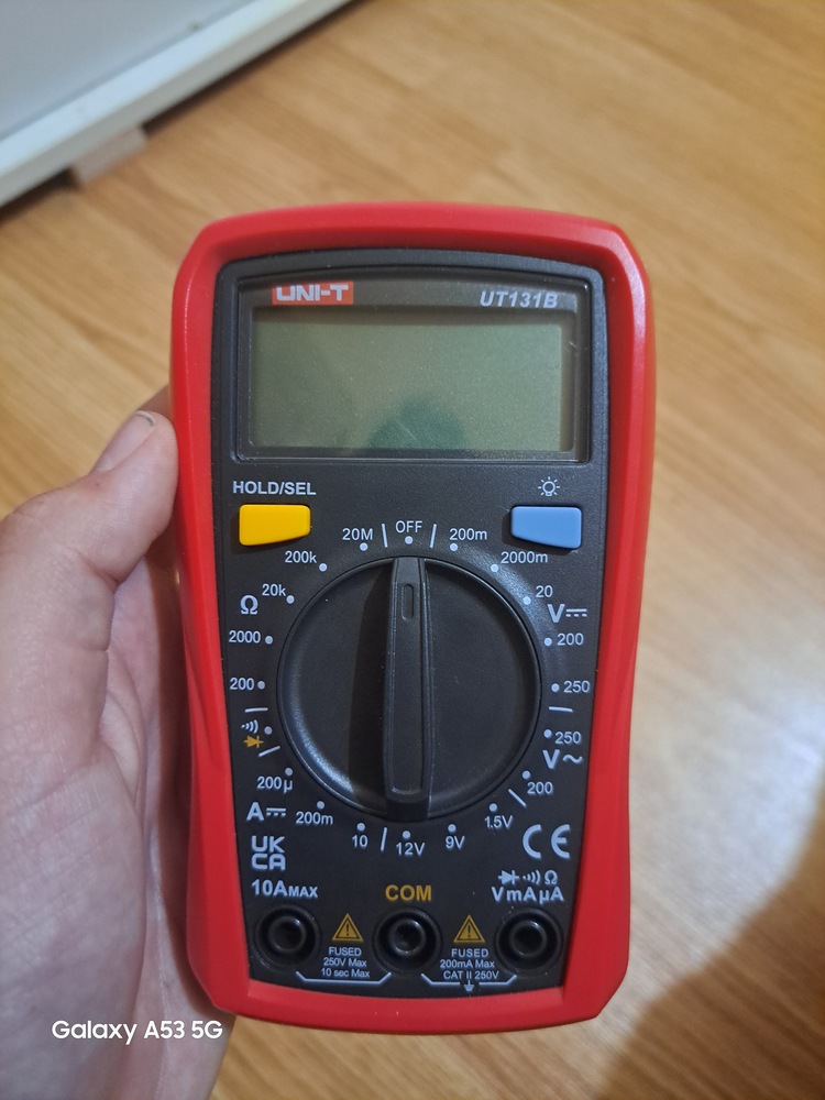 Multimetru digital UNI-T UT131B, Afisaj LCD, tester diode/baterii ...