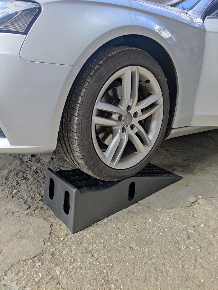 Set rampa auto pentru reparatii, 3 tone, anvelope pana la 235 mm, 2 ...