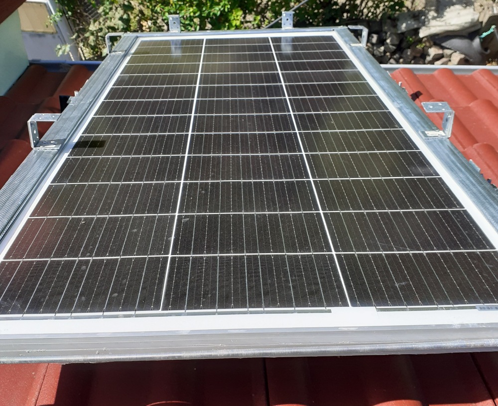 Kit solar fotovoltaic off grid invertor hibrid putere continua 3.2 KW ...