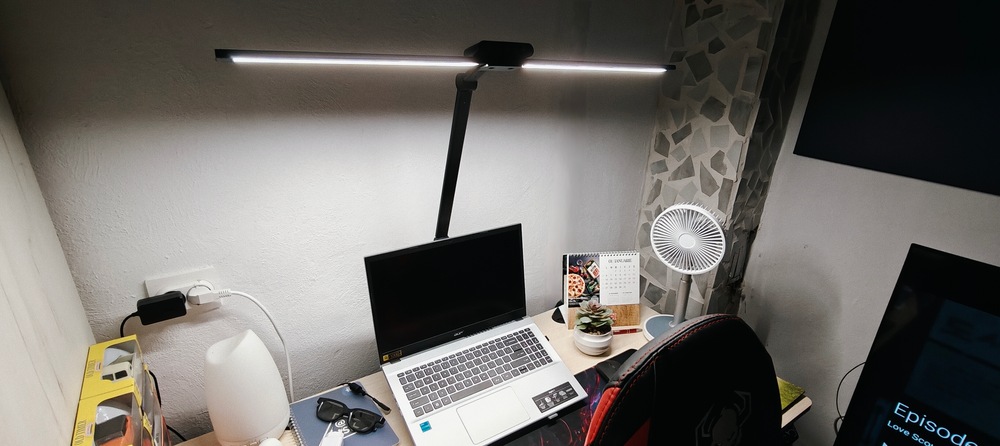 Lampa de birou si masa de lucru rotativa Echo Soul®️, cu 2 brate ...