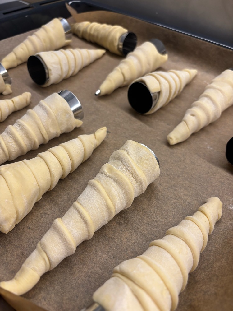 Set 30 forme conice pentru rulouri, RABY, 11 cm - eMAG.ro