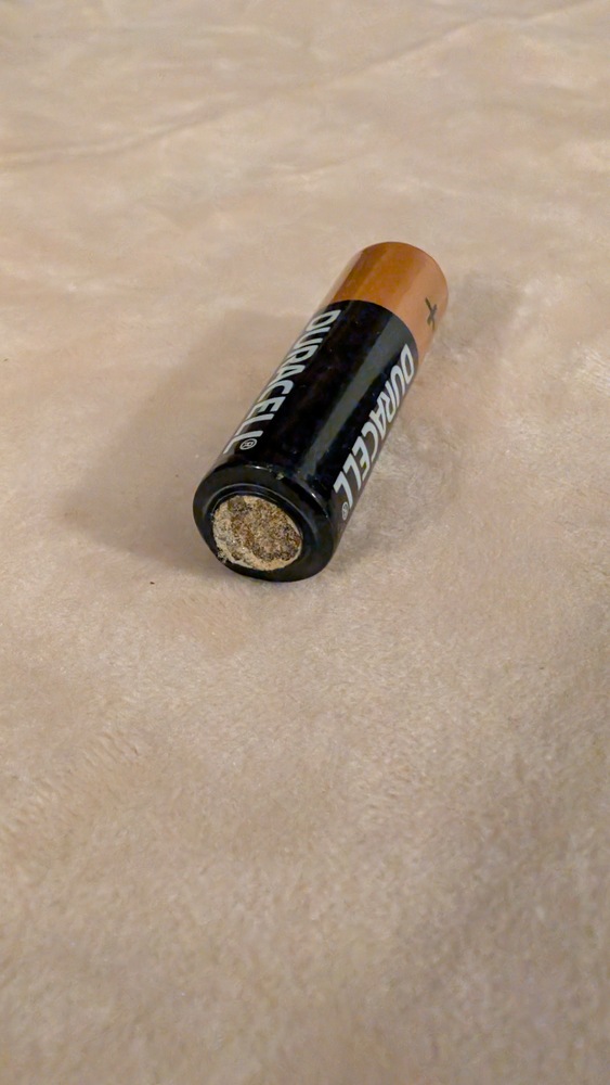 Set 12 baterii alcaline, Duracell, Basic AAK12 - eMAG.ro