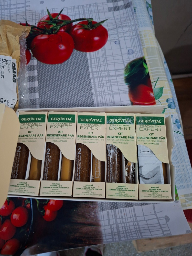 Kit regenerare par Gerovital Tratament Expert fiole, 10 buc x 5 ml + 10 ...