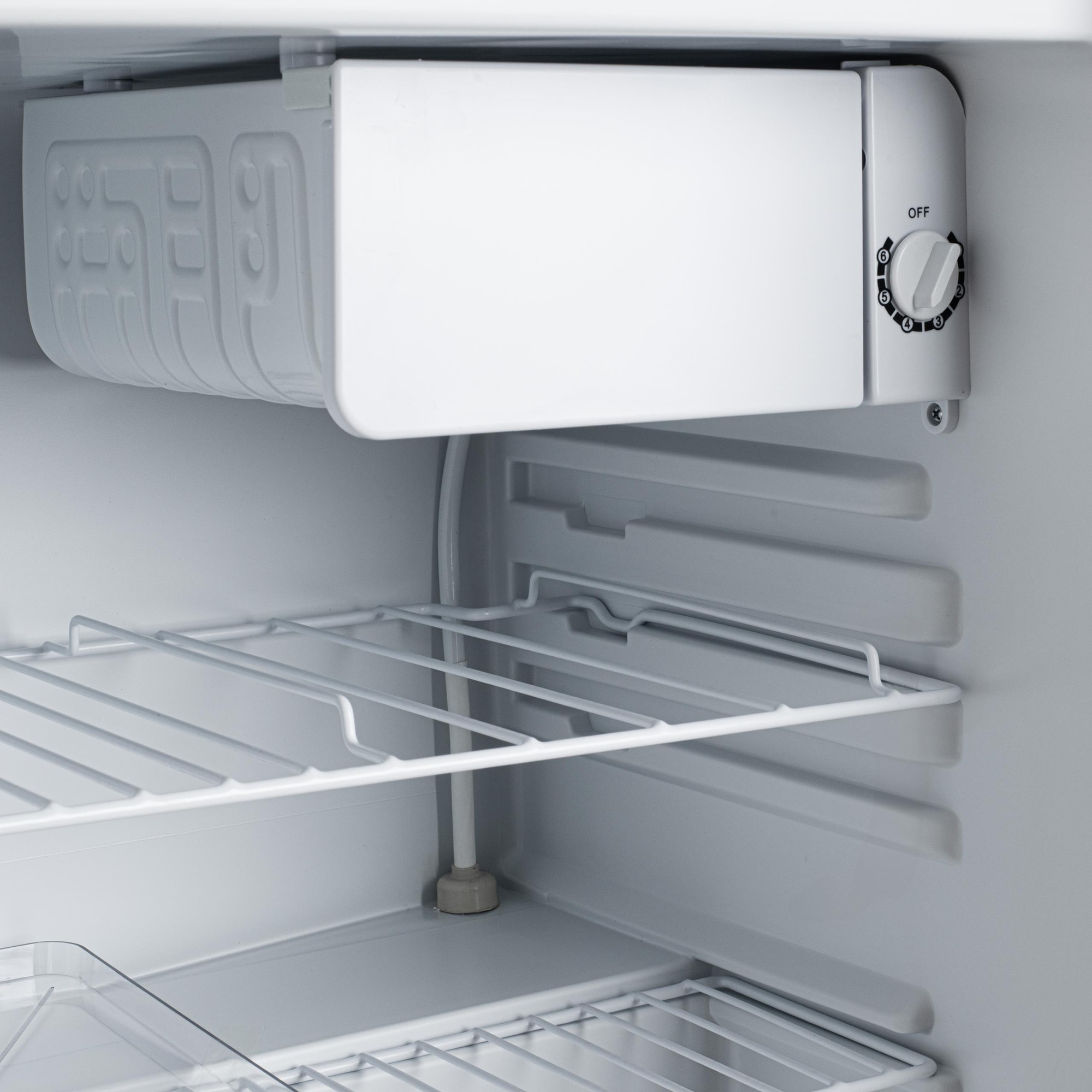Frigider Sub Blat, Adler, Ad 8097, Capacitate 58 L, Clasa Energetica E ...