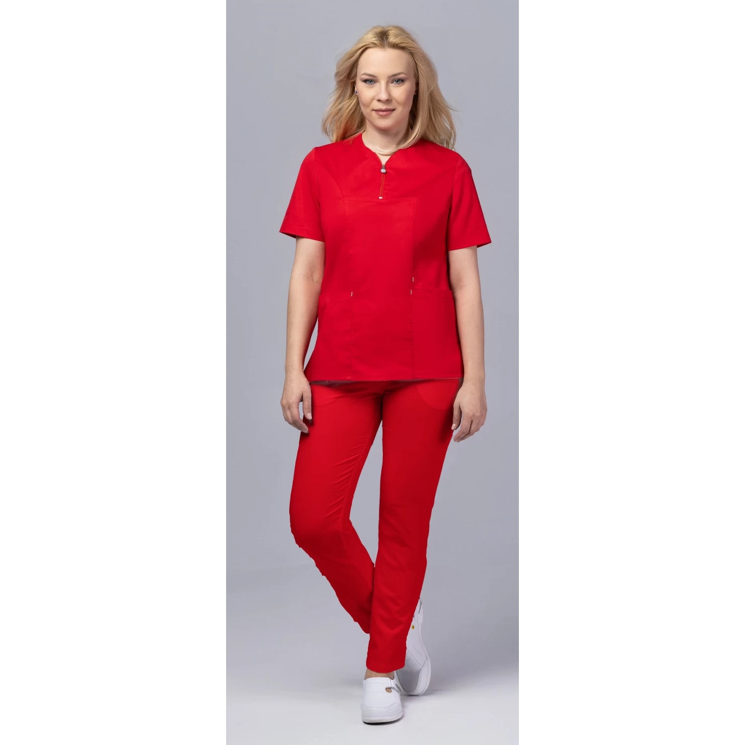 Costum medical de dama TAG EMMA Premium, Rosu, M - eMAG.ro