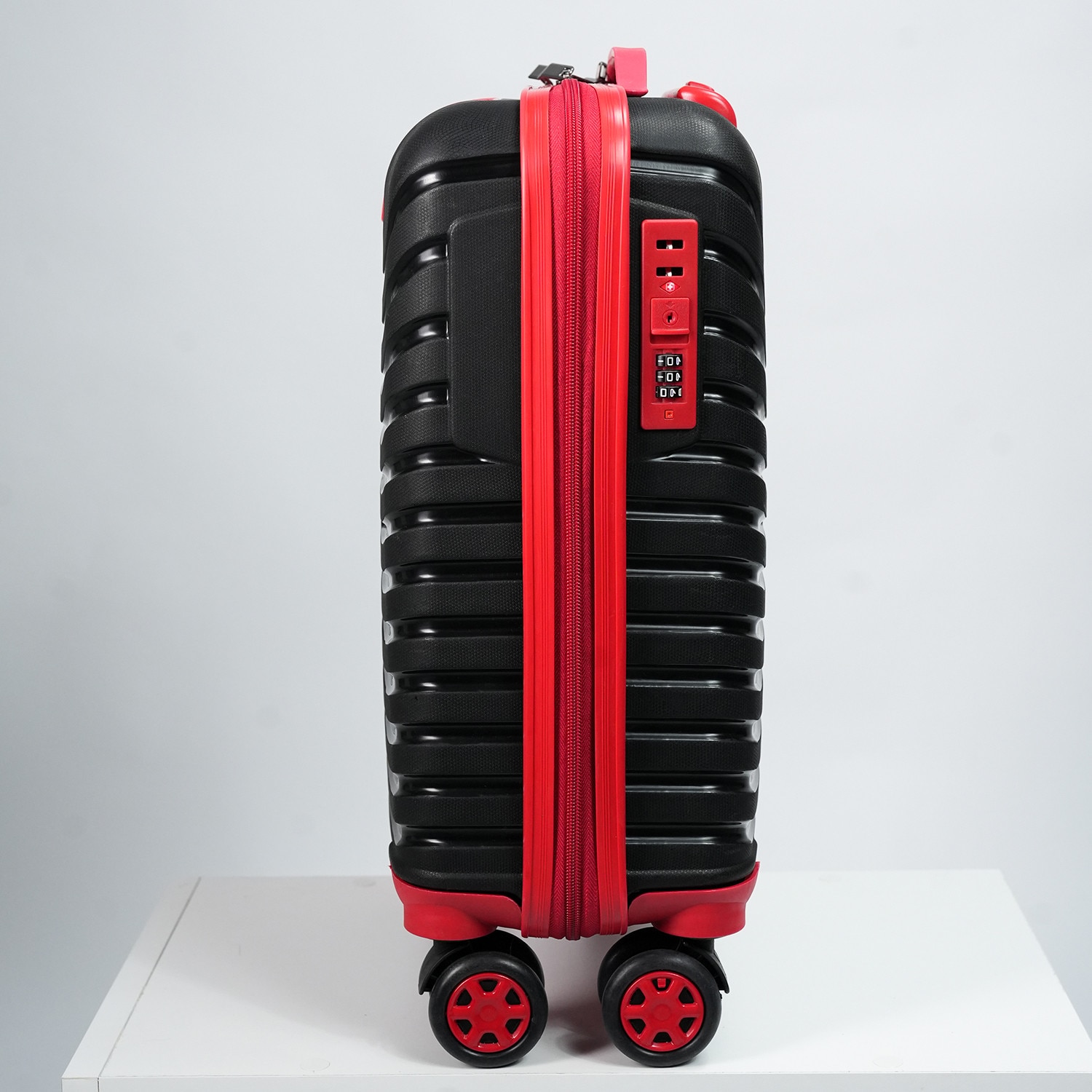 Troler cabina avion, Bezubi, 40x30x20cm, bagaj de mana, troller cu ...