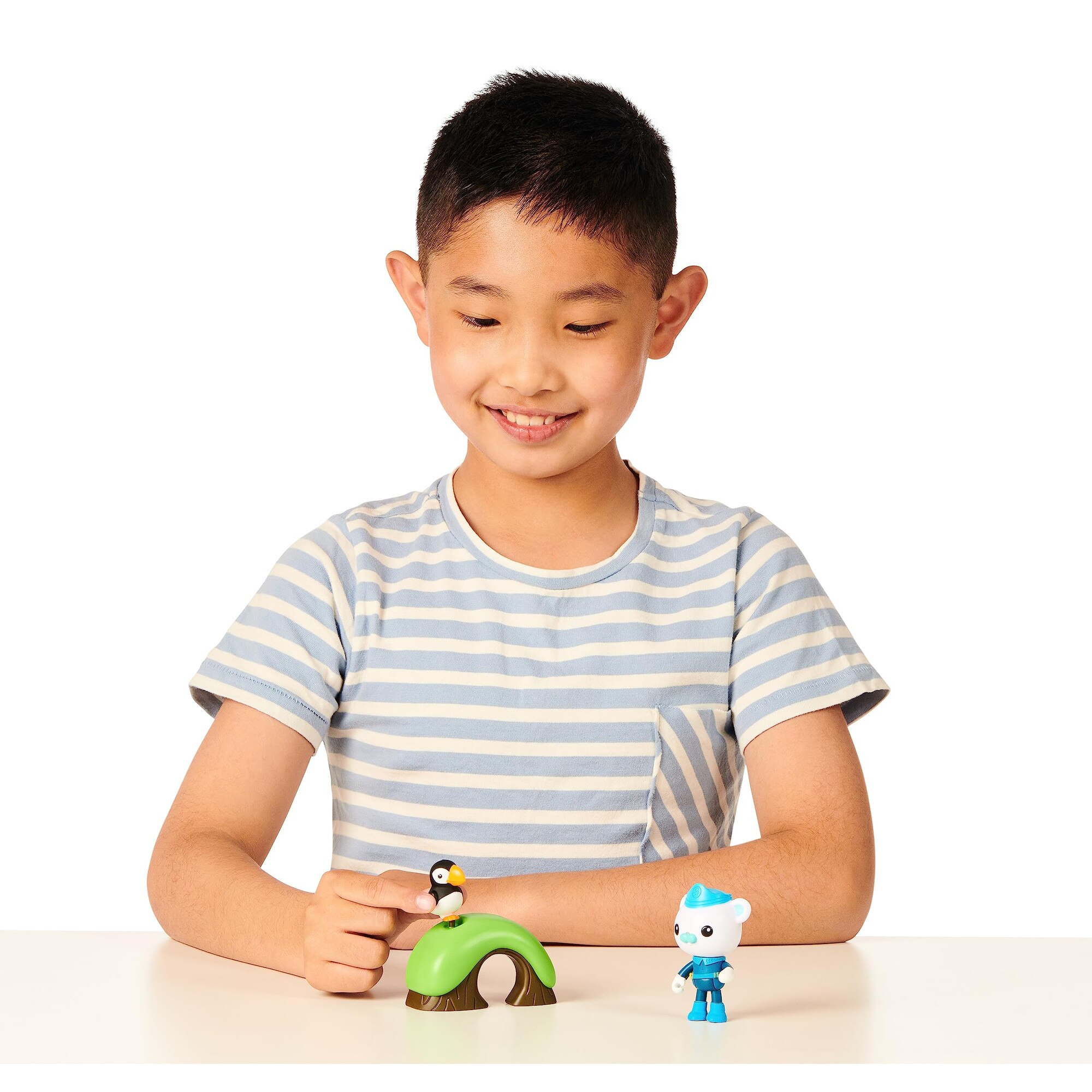 Figurina Hasbro Octonauts Capitanul Barnacles, detalii realiste, 10cm ...