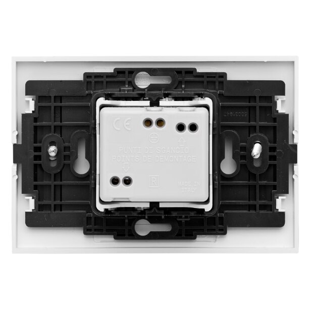 Set priza tripla Gewiss, 16A, alb, pentru doza 3M, montaj tencuiala ...