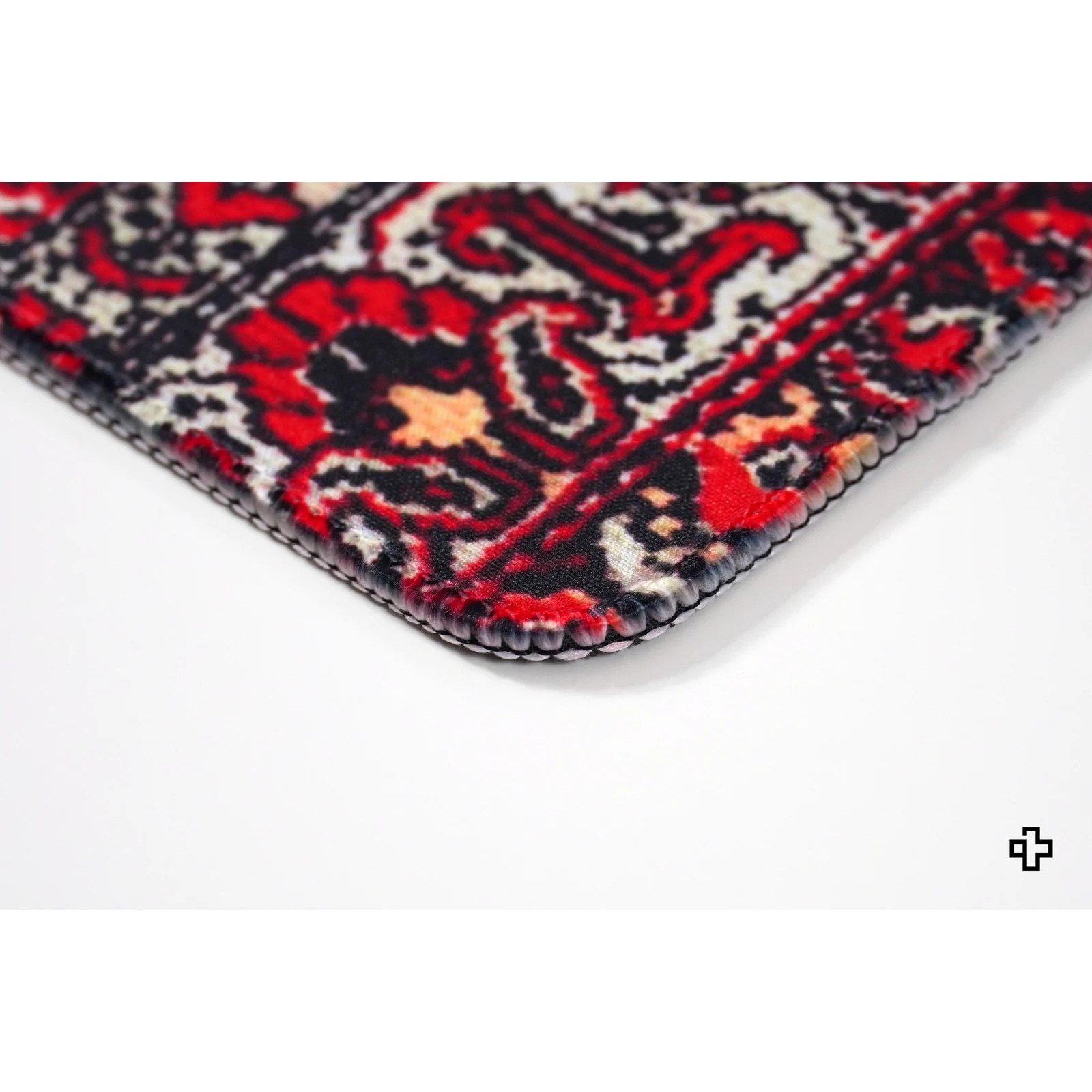 Mousepad Deskmat QwertyKey Balcanic 4mm margini cusute - eMAG.ro