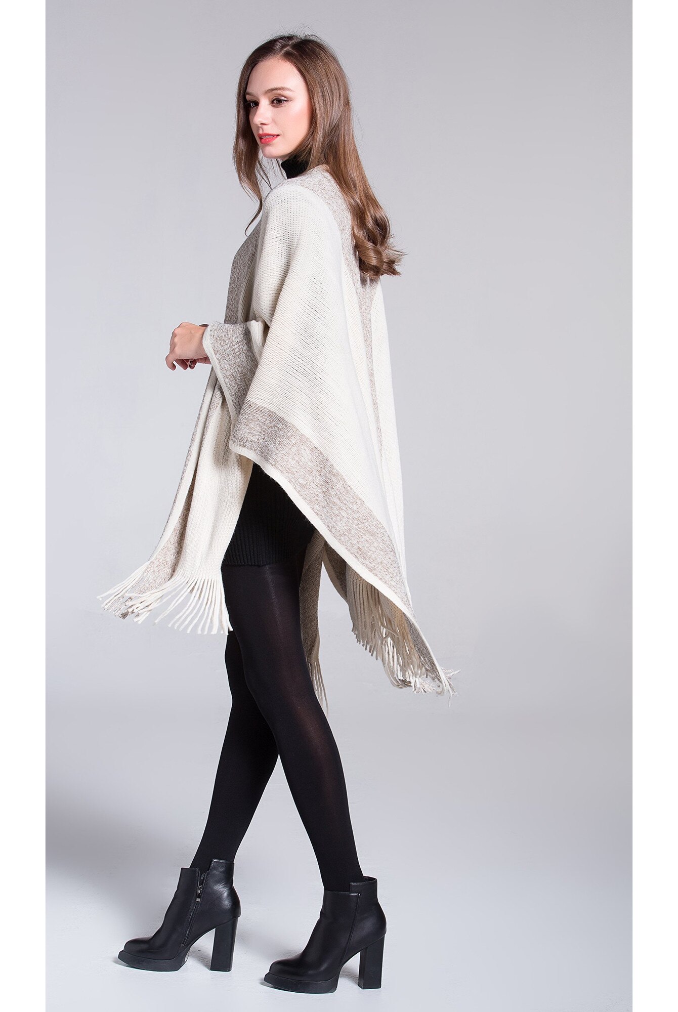 Poncho Cardigan pentru Femei - Panza Tricotata cu Margini Aurii si ...