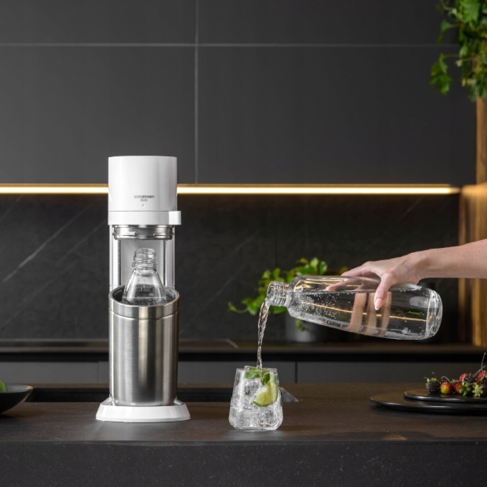 Sticla din sticla SodaStream Duo 1 L, design minimalist, potrivita ...