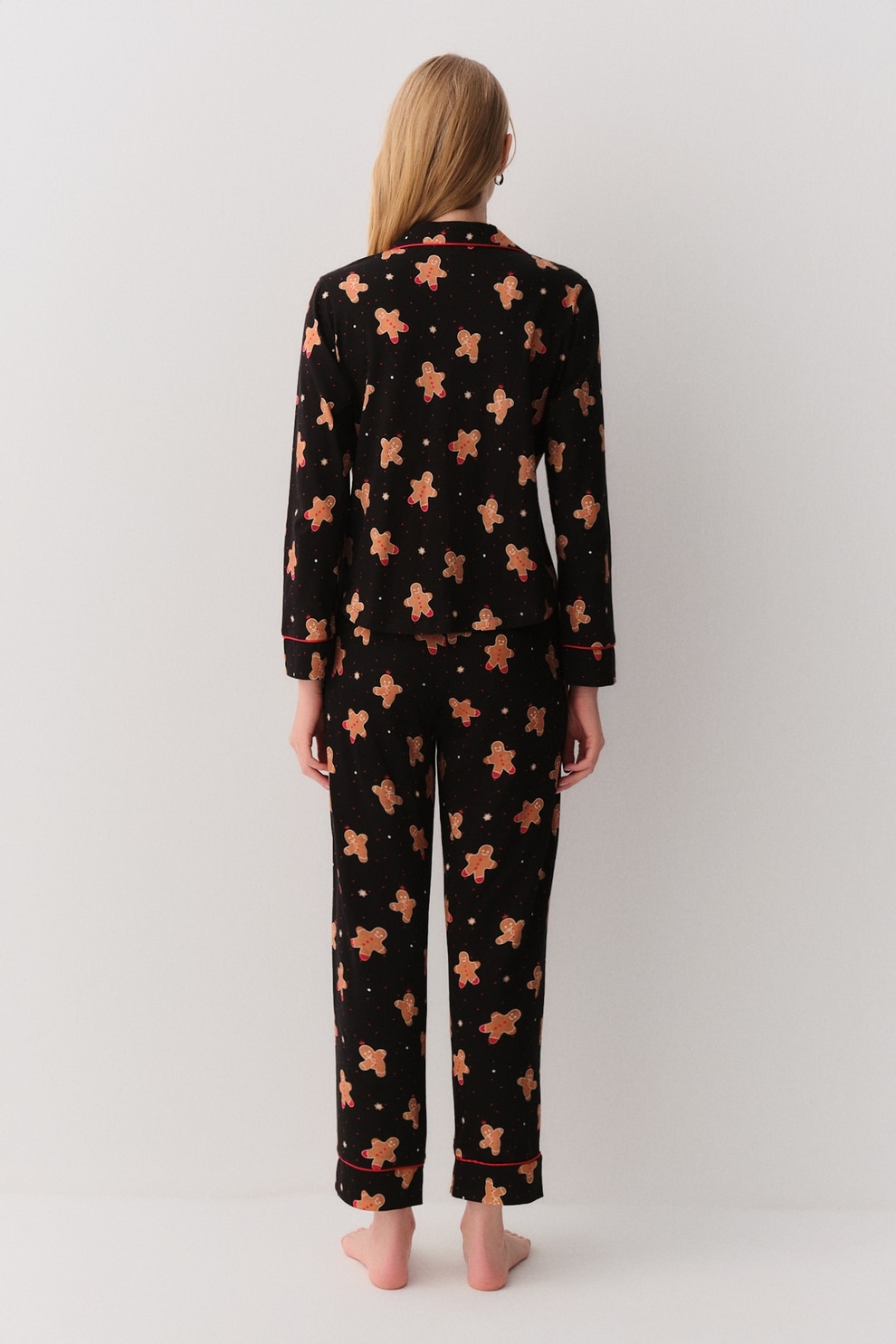 Suwen, Pijama din bumbac cu model cu omulet de turta dulce, Rosu, Negru ...