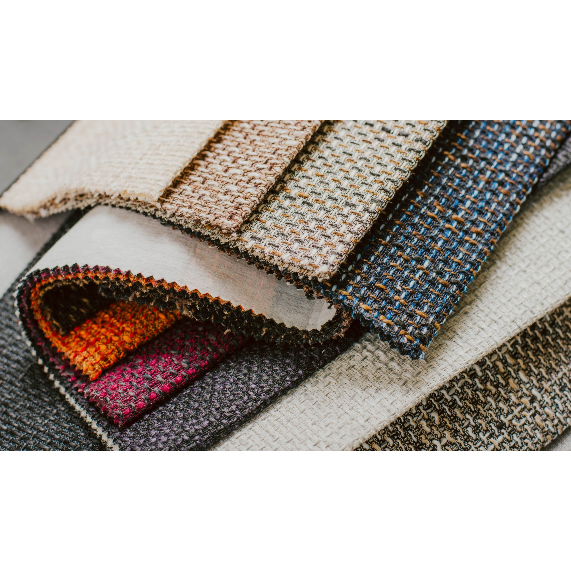 Material textil, Stofa tapiterie canapele, LAWA, Maro ciocolat, 1 x 1. ...