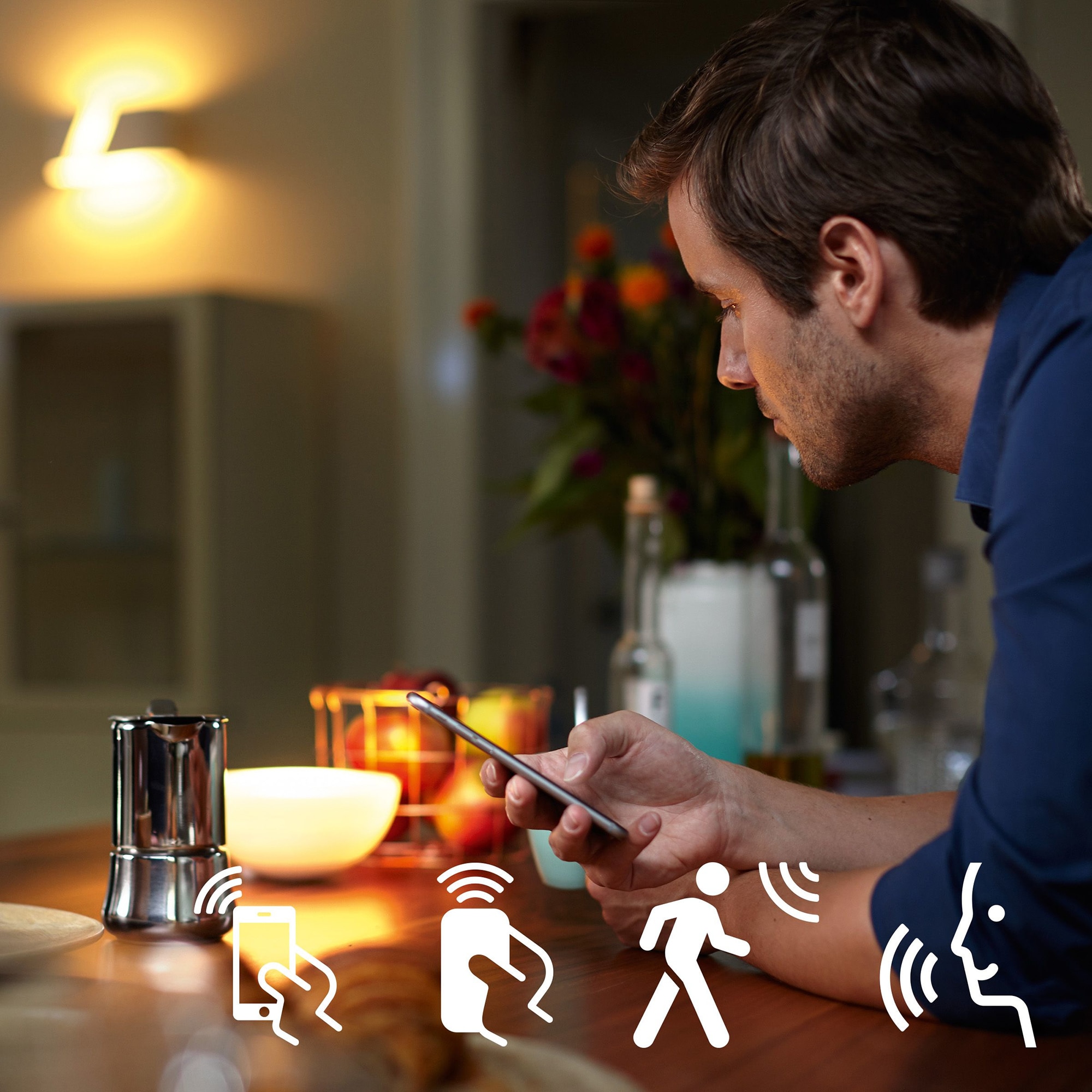 Pachet 3 becuri inteligente LED Philips Hue Starter, E27, 9W (60W), 806 ...