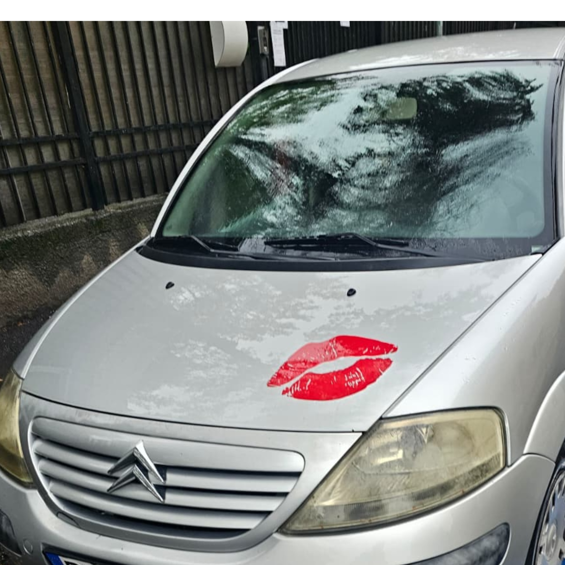 Sticker auto decorativ, tuning pentru fete, model Buze, rosu, 30cm ...
