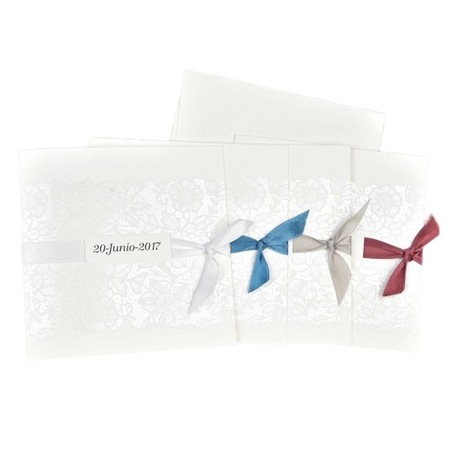 Invitatii de nunta cu flori si panglica - eMAG.ro