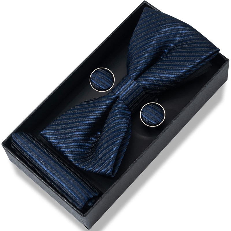 Set Cadou pentru Barbati Papion Elegant cu Batista si Butoni Ambalat ...