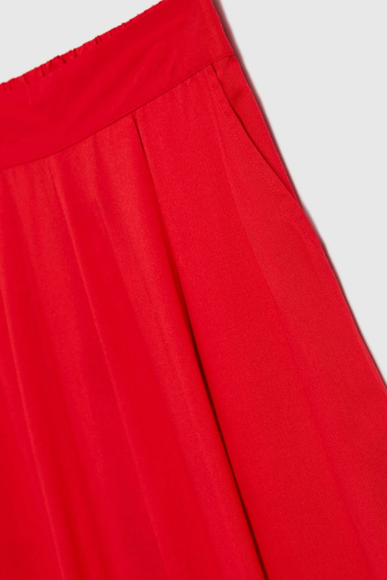 Pantaloni rosii cu picioare largi din viscoza L - eMAG.ro