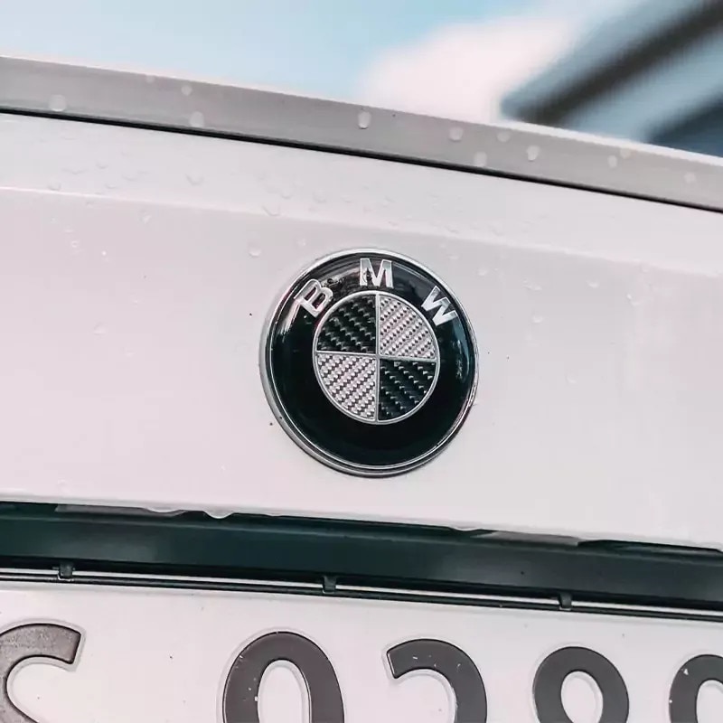 Emblema BMW, Sigla BMW, Montare pe Capota/Portbagaj cu pini de fixare ...