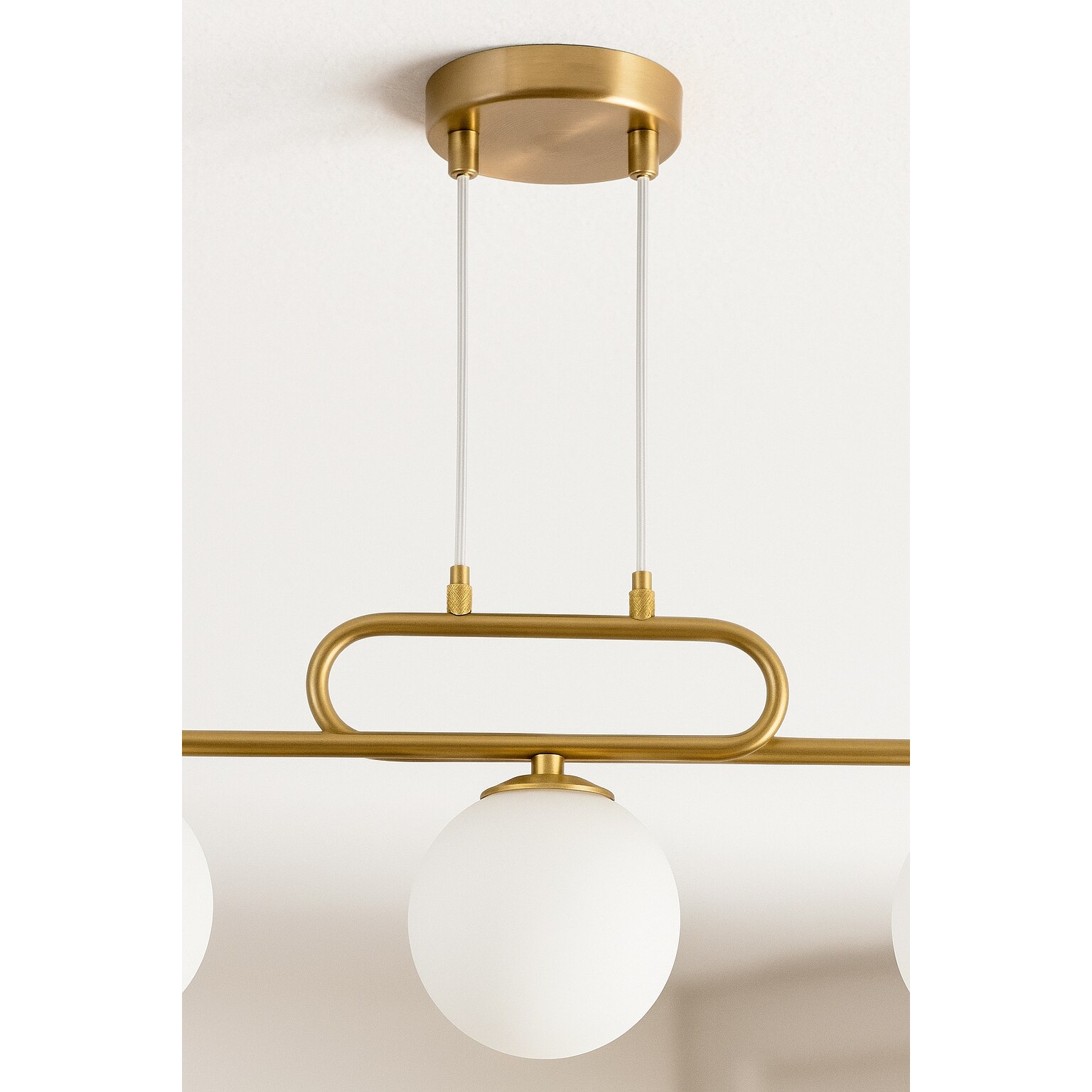 Candelabru modern 3 Globuri soclu E27, carcasa Auriu, globuri albe ...