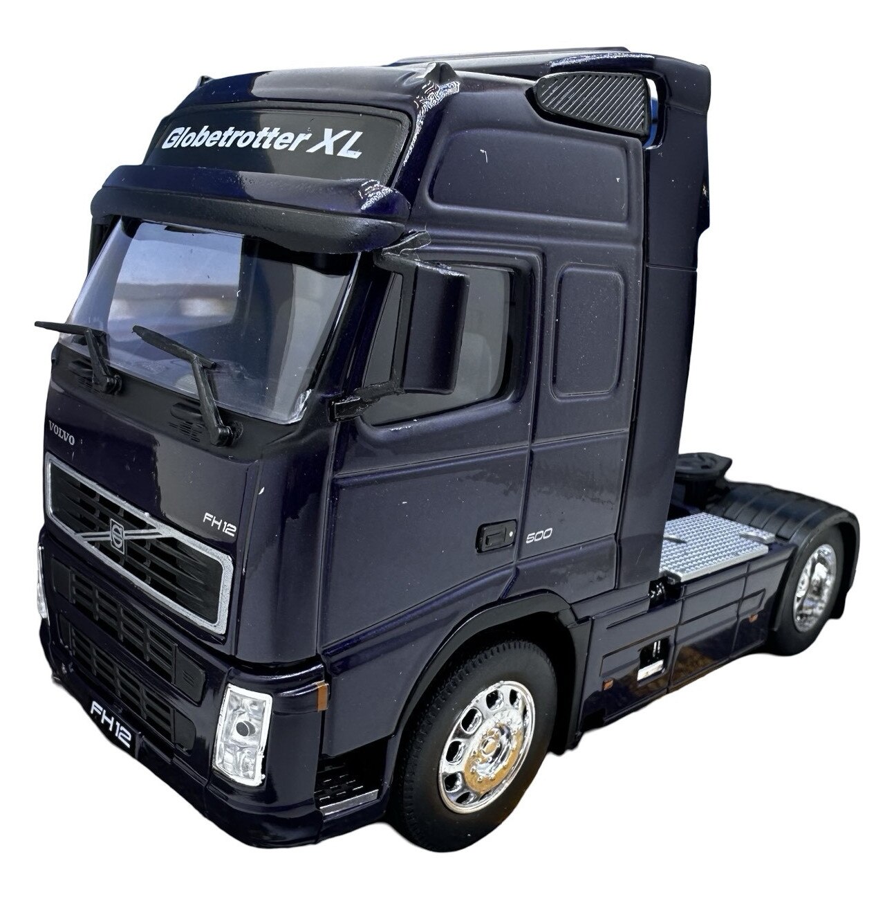 Macheta Cap tractor Volvo Fh12 Globetrotter XL indigo - eMAG.ro