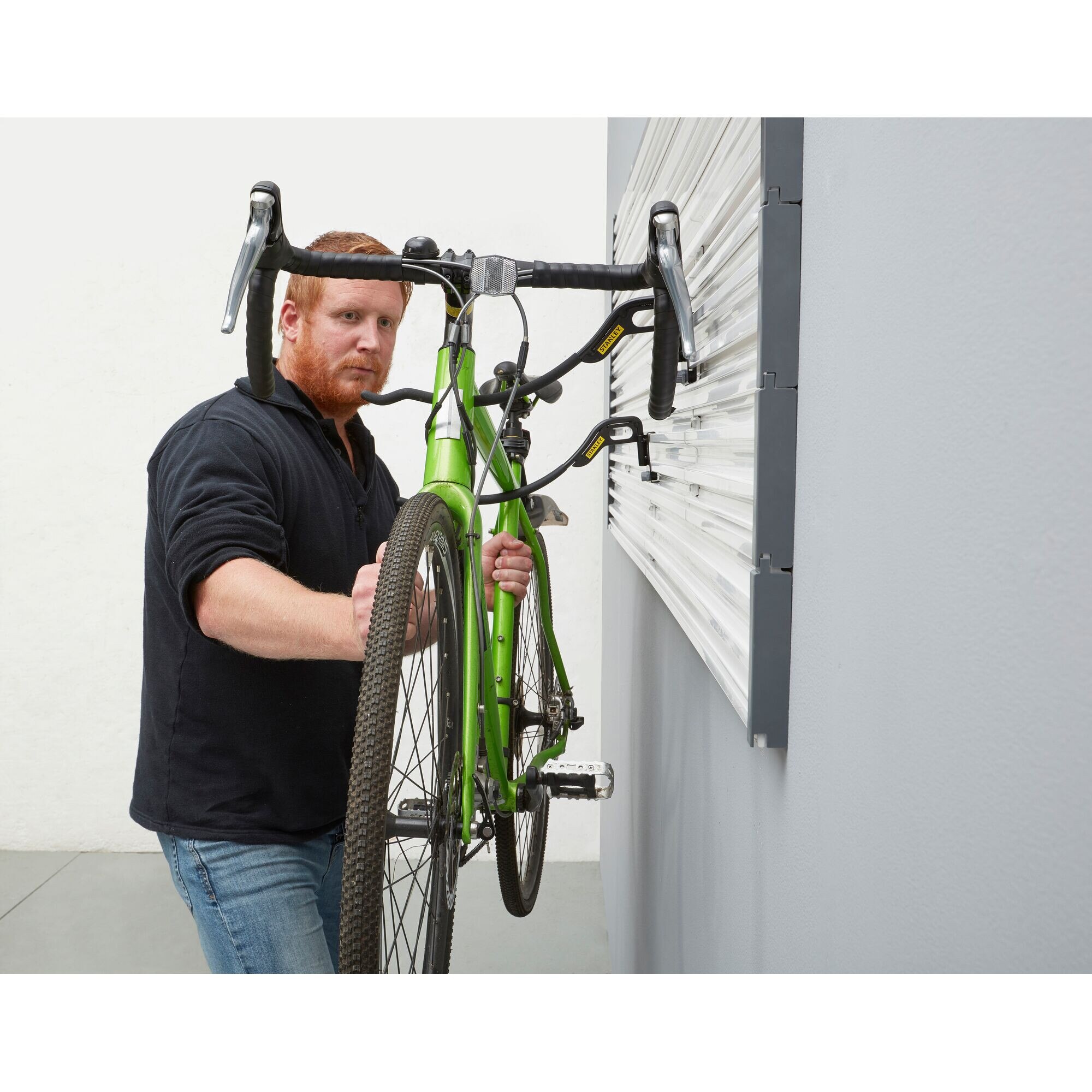 Carlig orizontal pentru biciclete din sistemul STANLEY® Track Wall ...