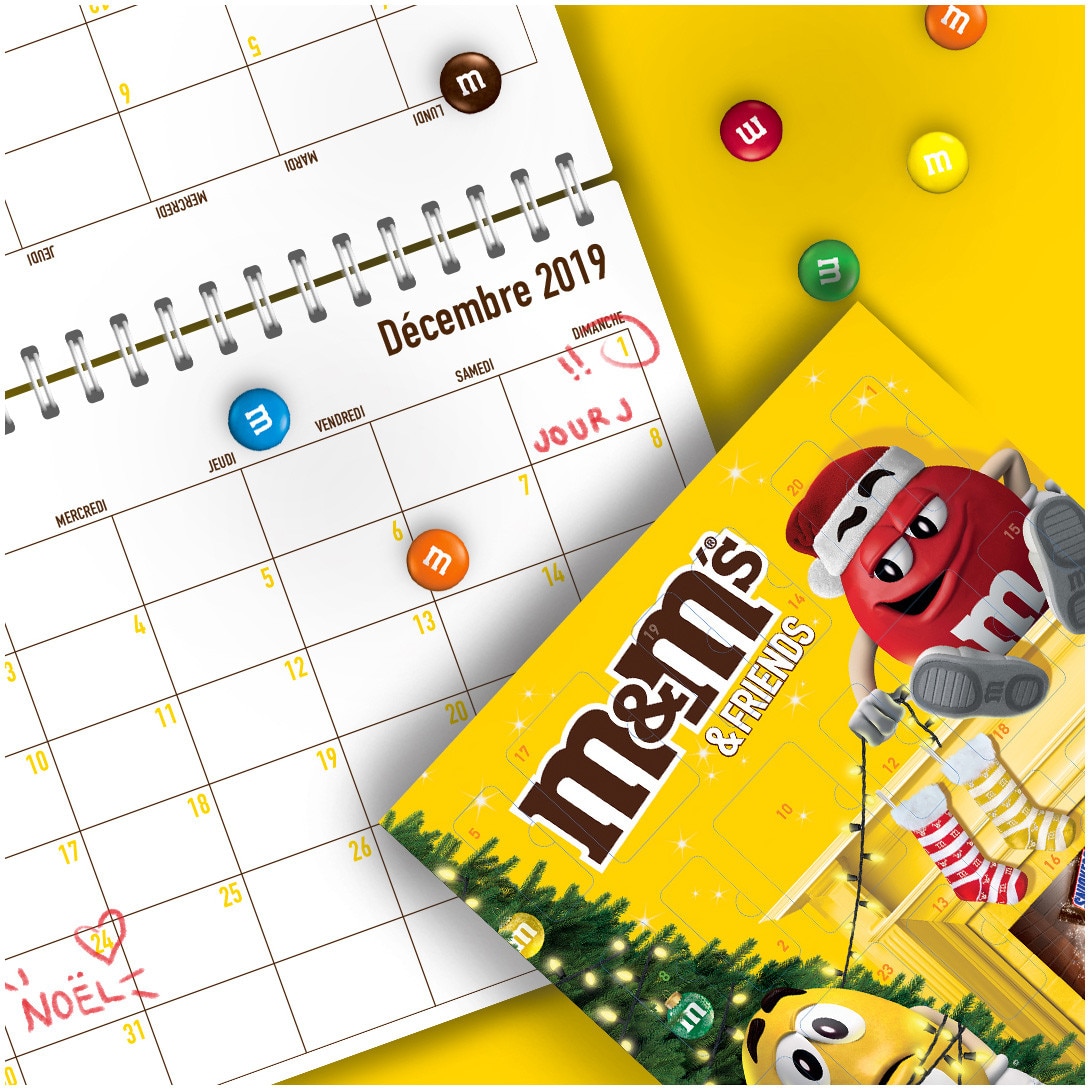 Calendar de Craciun cu selectii de bomboane de ciocolata M&M's Friends ...