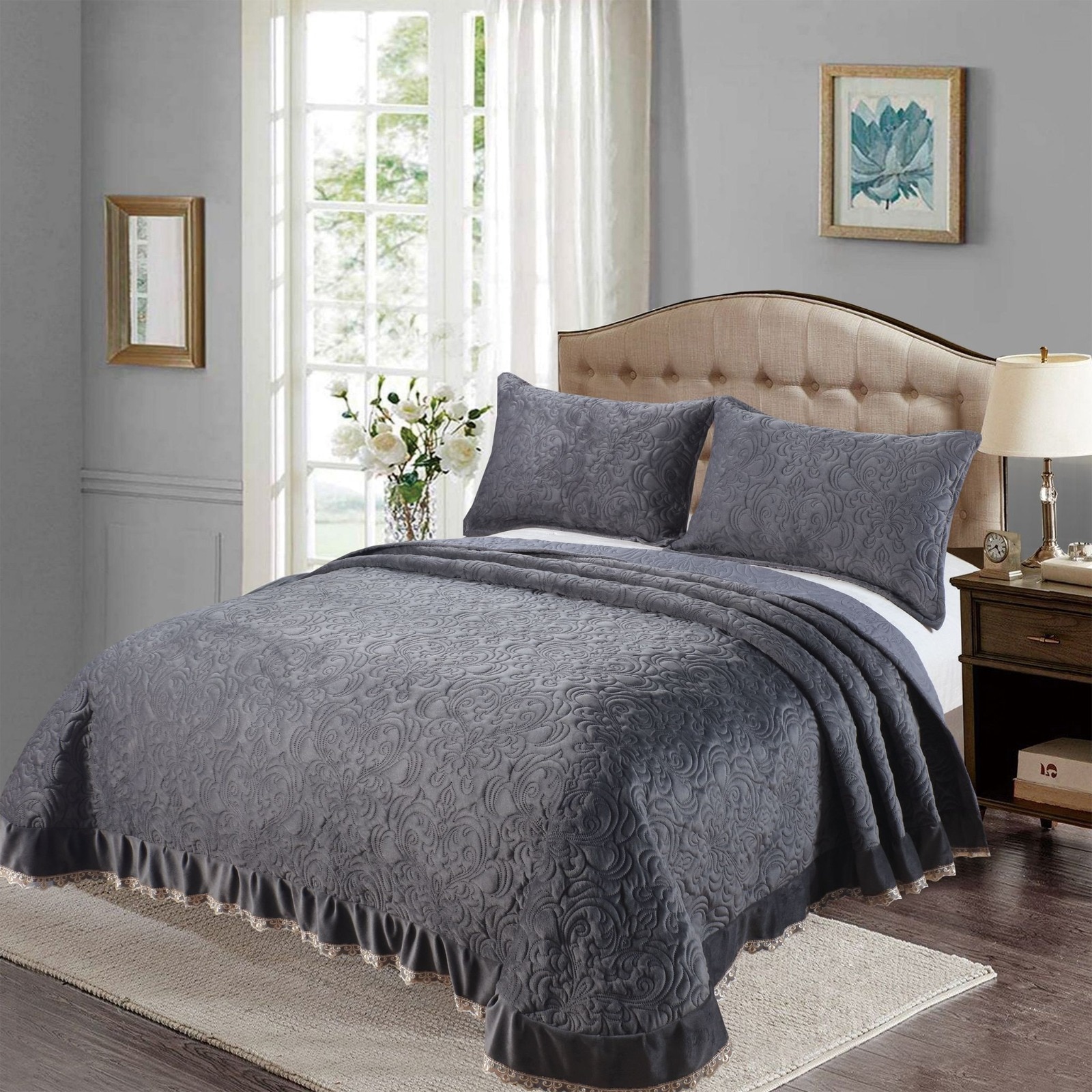 Set 3 Piese Cuvertura din Catifea cu Volanase, 230x250cm, pentru Pat ...