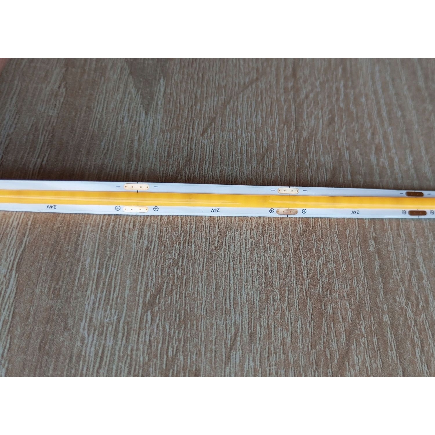 Banda COB 24V Semleges Fehér Neon Fénycsík 10W/m - eMAG.hu