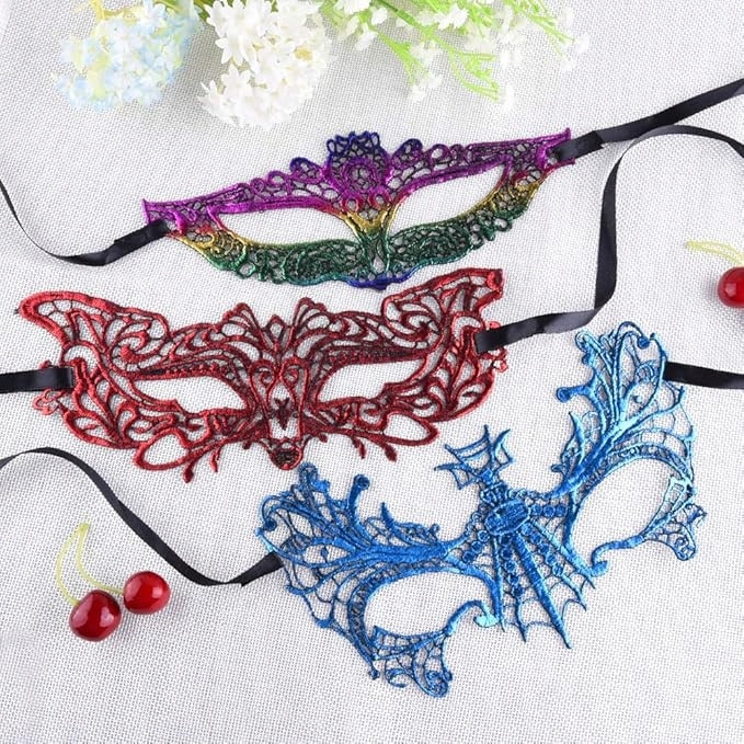 Set 20 masti carnaval, diverse stiluri si culori, material poliester ...