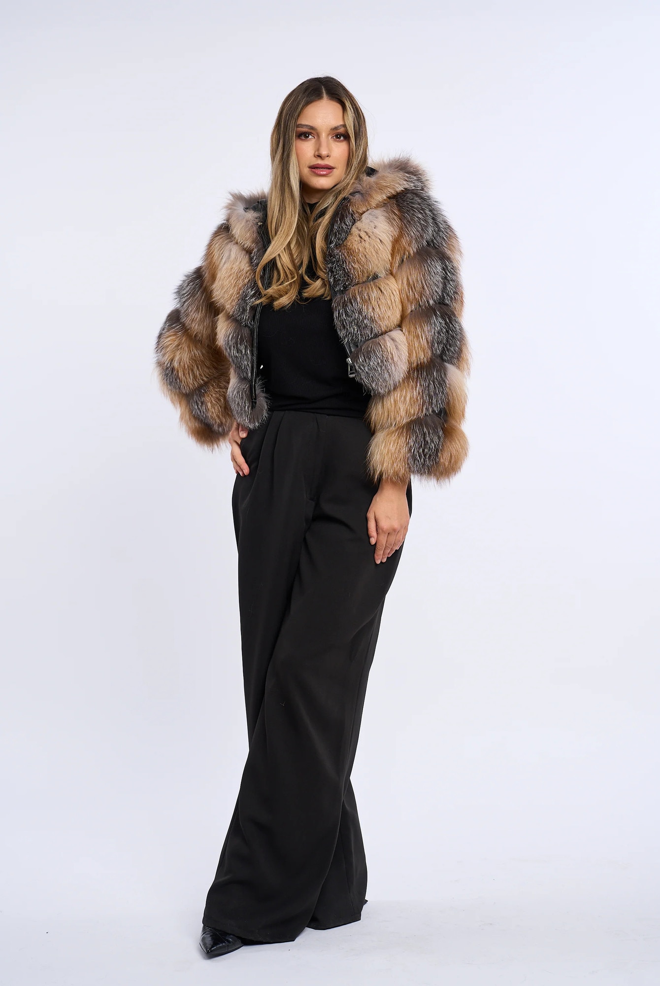 Haina blana naturala de vulpe cu gluga, vulpe canadiana, CP - eMAG.ro