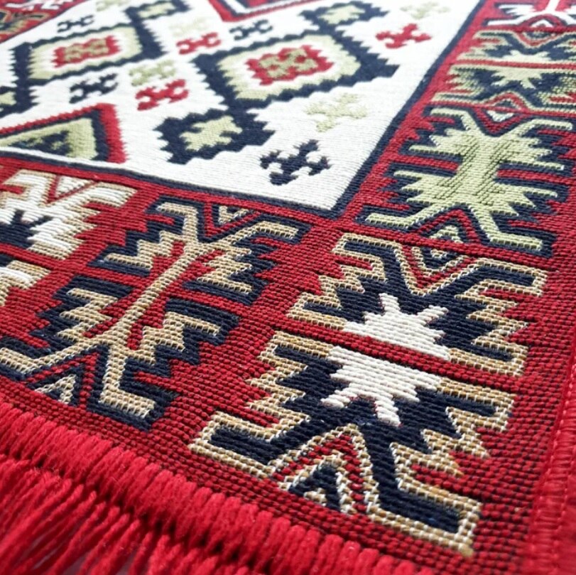 Covor traditional, cu doua fete, rosu-bej, dimensiunea 120x180 cm - eMAG.ro