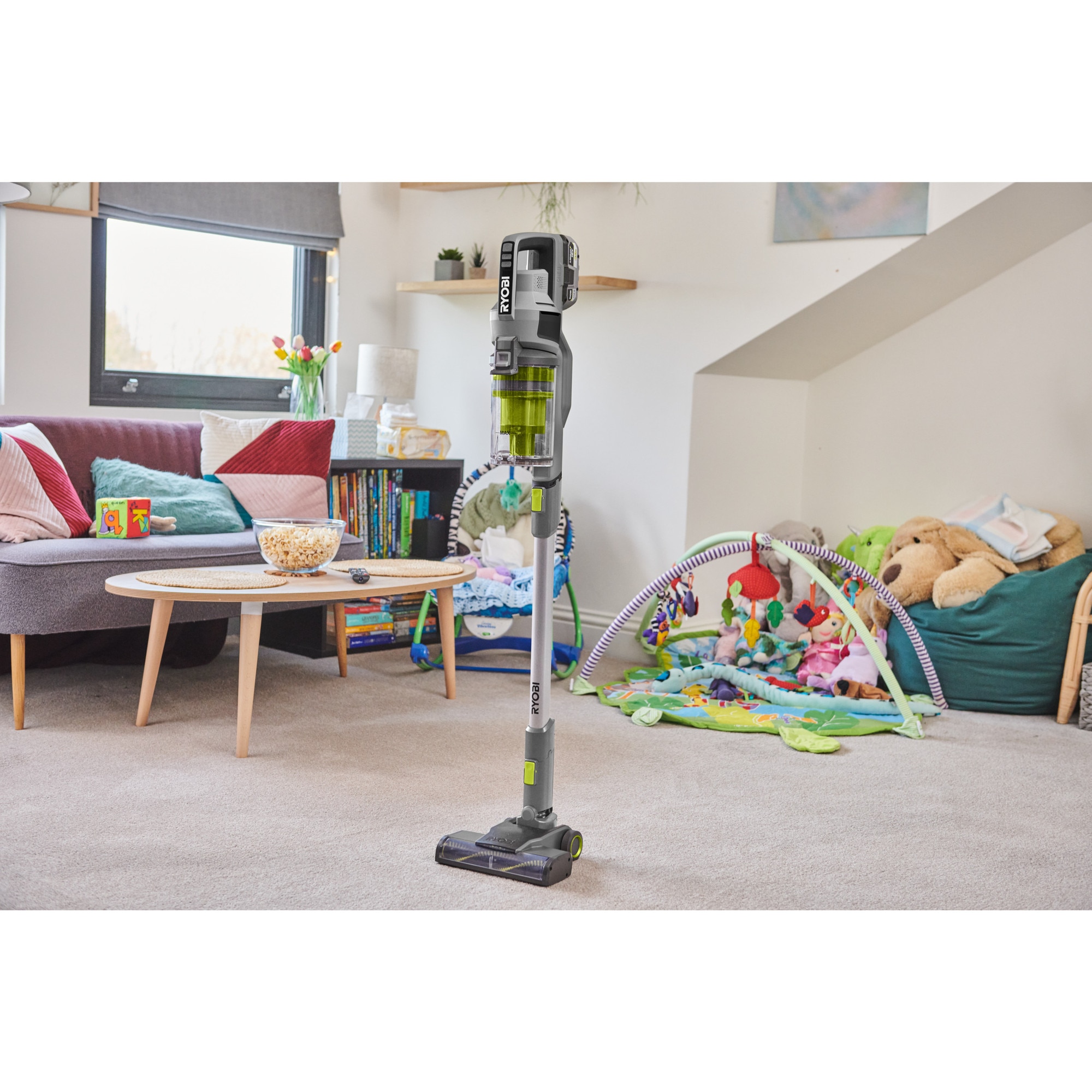 Aspirator RYOBI cu filtrare ciclonica, 820 l/min, 30 W, pentru ...