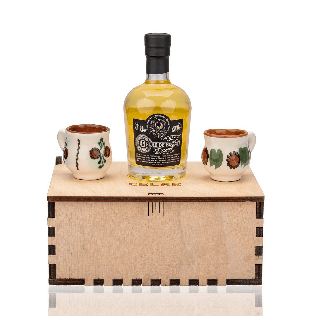 Cadou Artizanal Tuica 32% 250ml si 2 cescute traditionale, CELAR - eMAG.ro