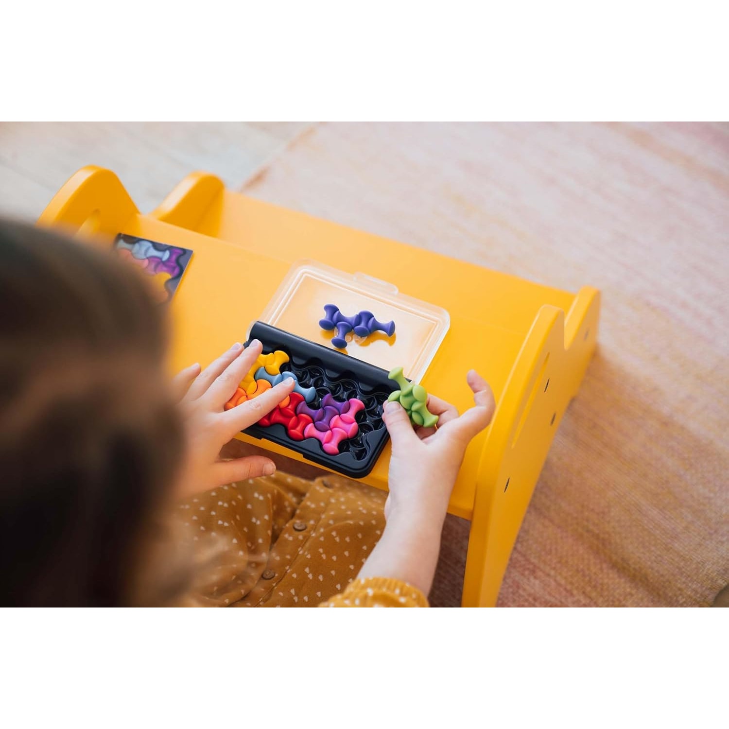 Joc de inteligență SmartGames IQ Waves, 10 ani, logică, dezvoltare gândire - eMAG.ro